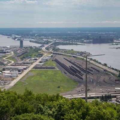 Two States to Seek Nearly $900M in Federal Funds for Bridge Project ...